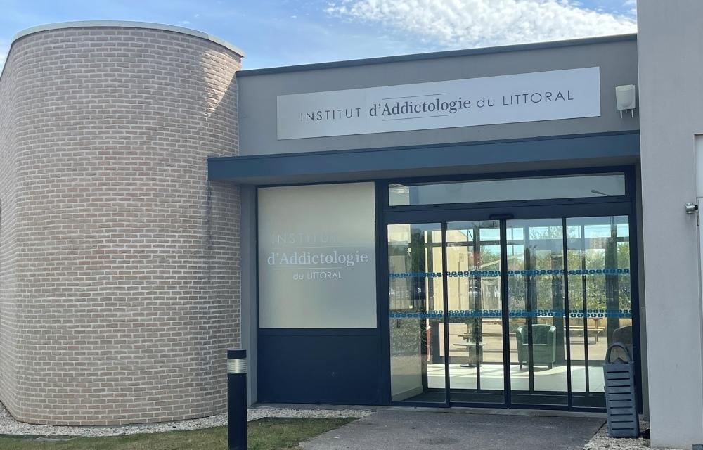 Institut d’addictologie du Littoral à Calais (62) - | Cliniques emeis